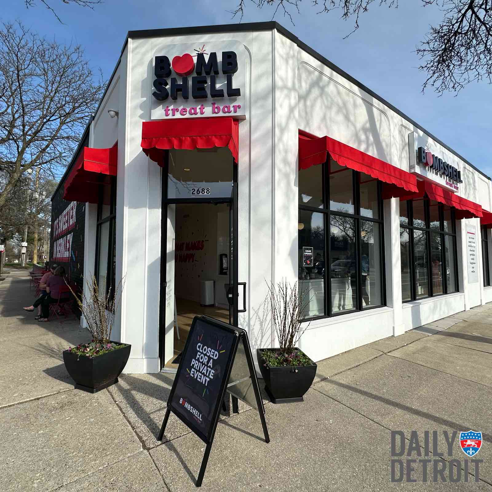 Bucc-ee's coming to Michigan? // Bombshell Treat Bar opens in Berkley ...